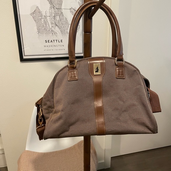 London Fog | Bags | London Fog Shoulder Bag Carry On Size With ...